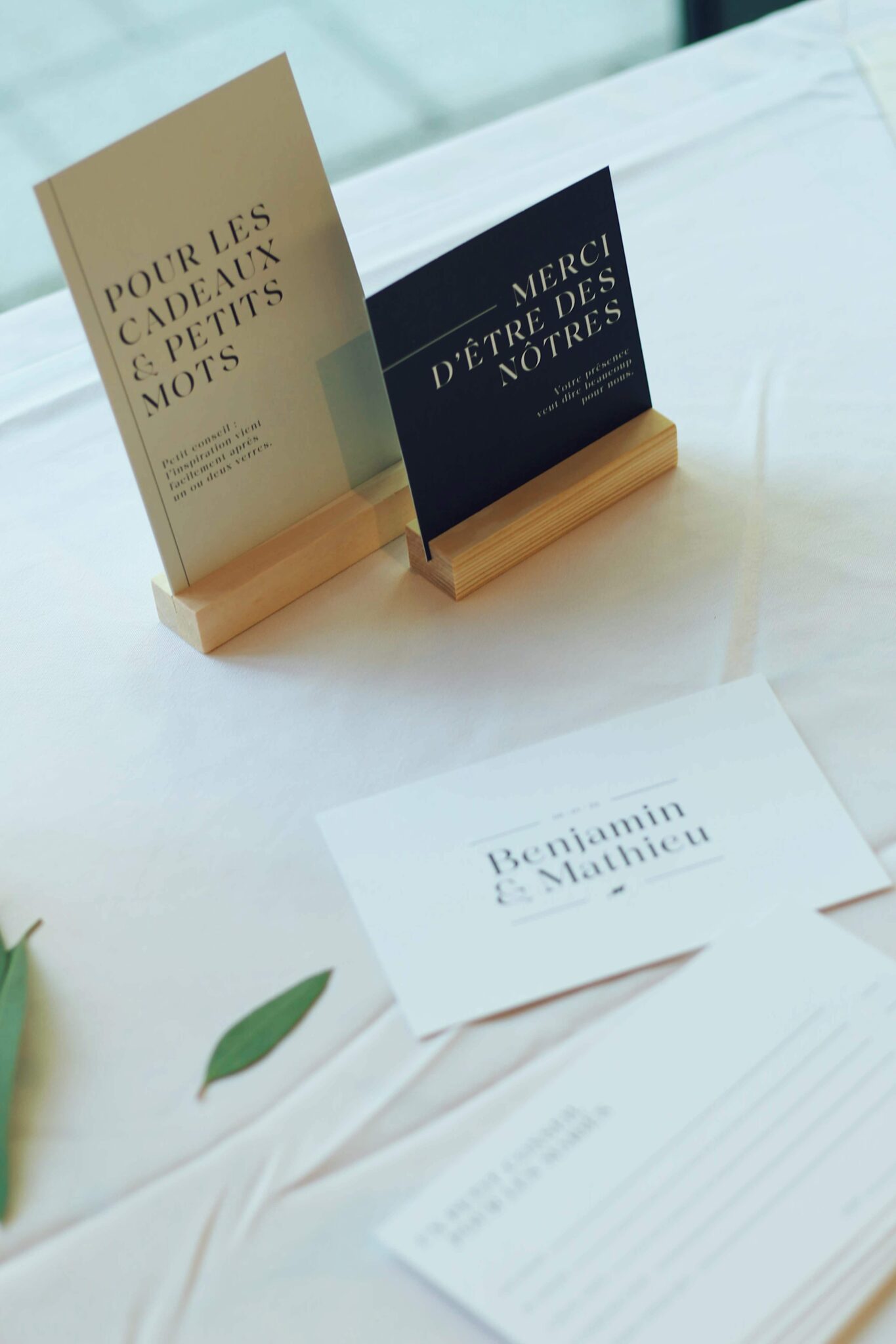 Identité de mariage pour Benjamin & Mathieu | Club Social - Studio DIY